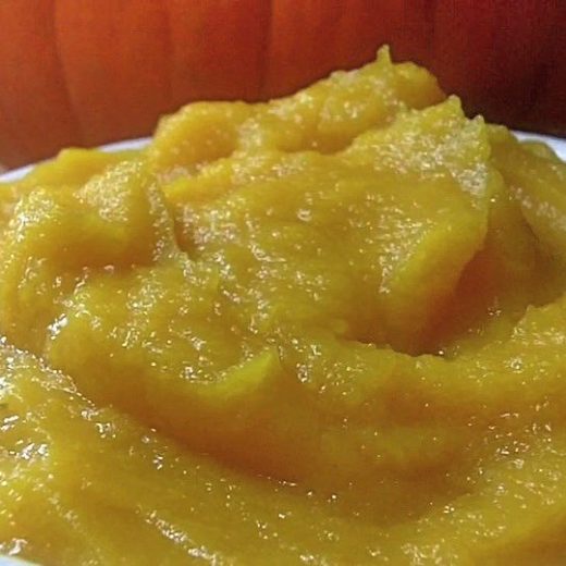 Easy Fresh Homemade Pumpkin Puree Recipe