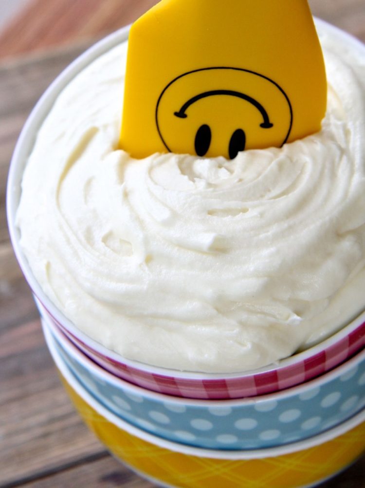 Real Cream Cheese Frosting Recipe