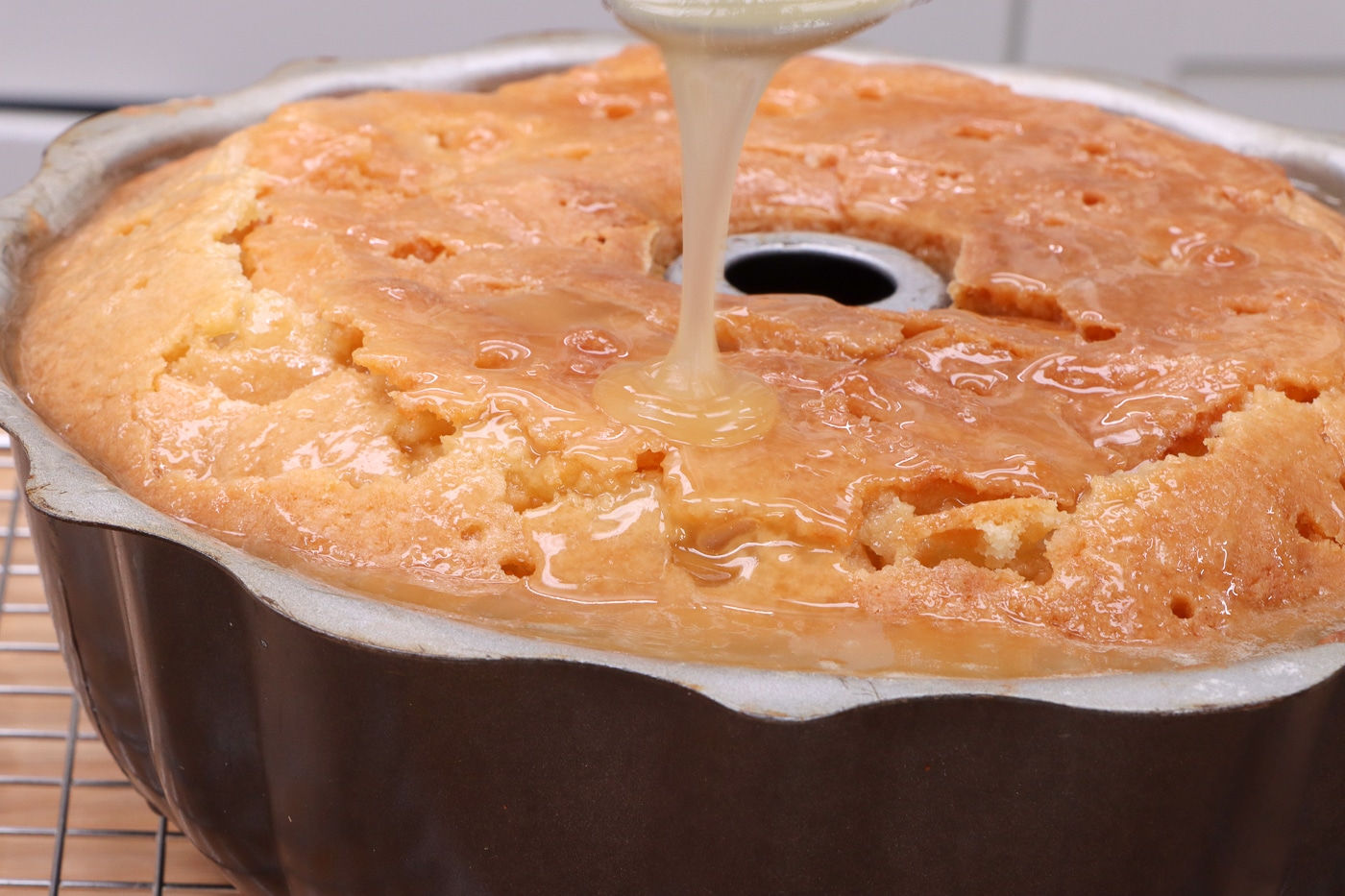 Kentucky Butter Cake Recipe (Rich, Moist, Old-Fashioned)