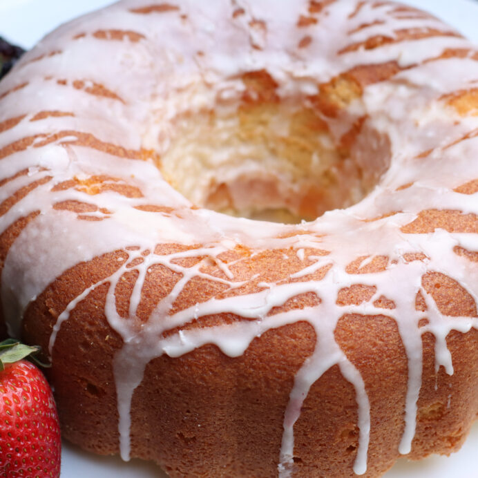 Pound Cakes Recipes - Divas Can Cook