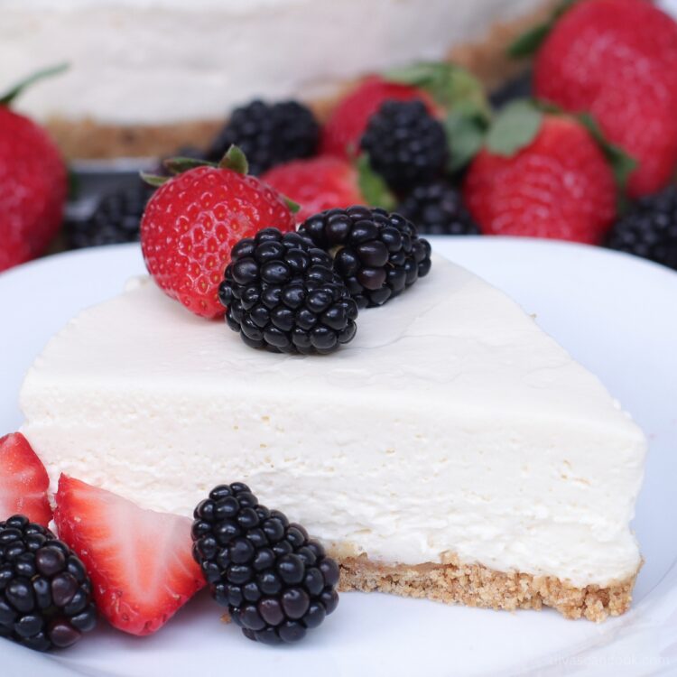 Fail-Proof No-Bake Cheesecake Recipe- Thick and Creamy!